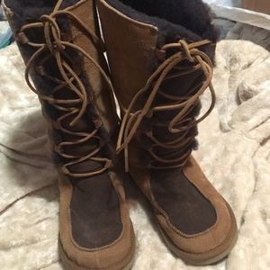 Women Front Lace Up Ugg Boots on Poshmark